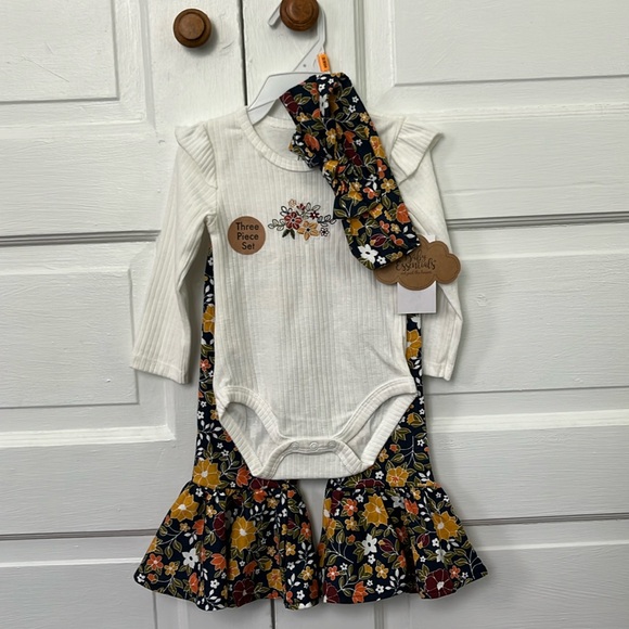 Baby Essentials | Matching Sets | Bell Bottom Matching Set | Poshmark